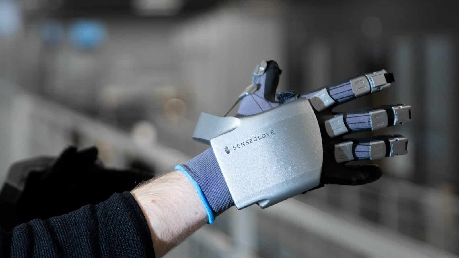 SenseGlove's Innovative Workforce Training for UK Rail Operator ...